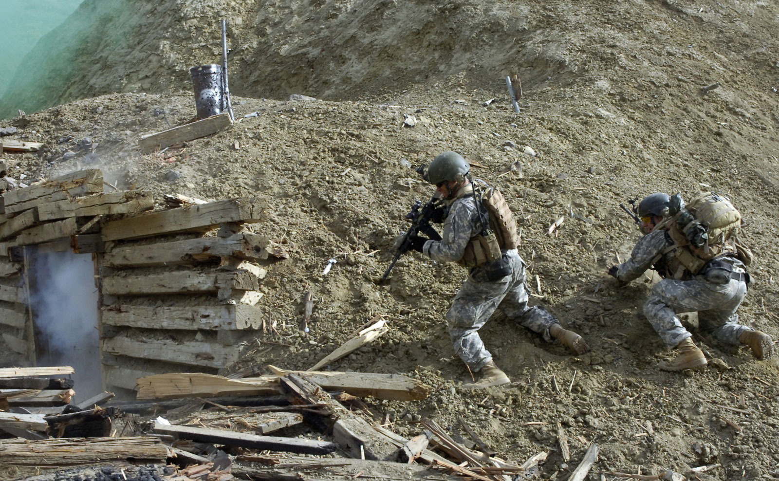 Photo : 7th Special Forces Group - bunker assault Photo : 7th Special Forces Group - bunker assault
